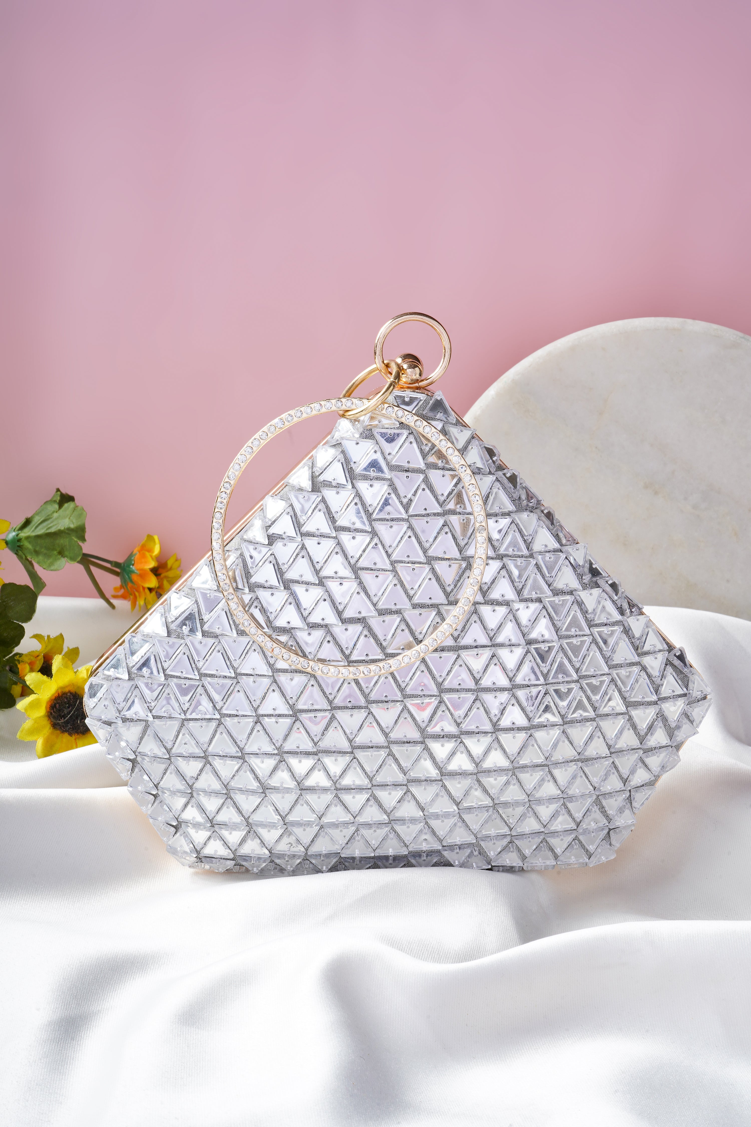 Handcrafted Clutches – aclutchstory